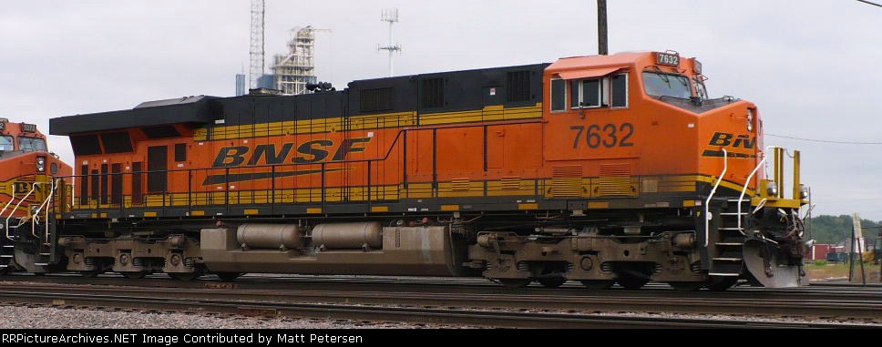BNSF 7632